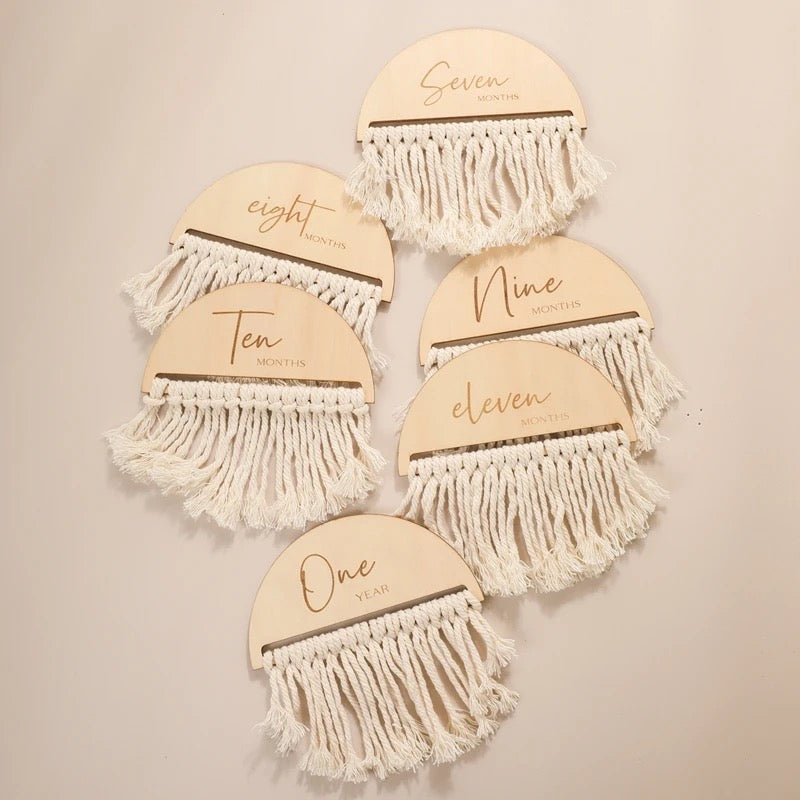 Birth Announcement and Milestone Discs – WALDER AND ME